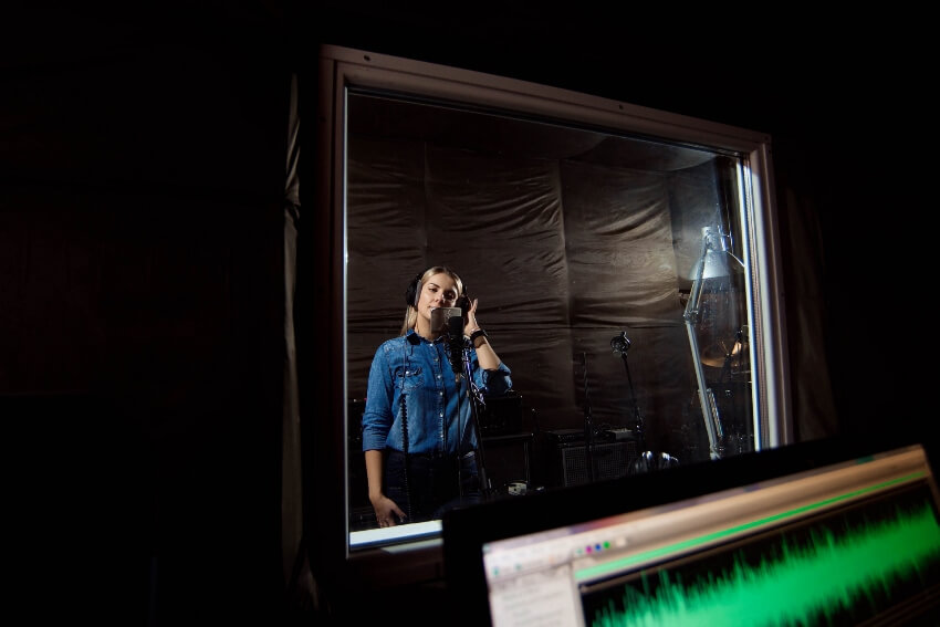 Radio Spot Commercial Producer with cost effective solutions